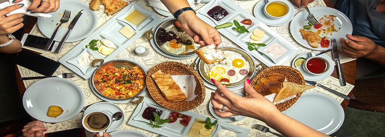 Best Brunch Spots in Downtown, SA - Felizstays.com